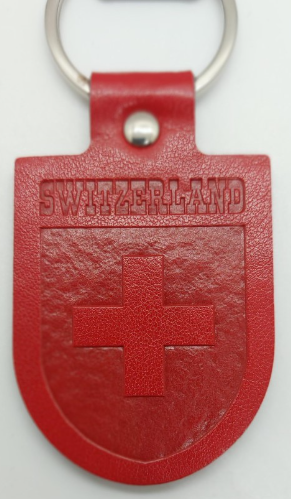 KEYRING SWITZERLAND FLAG – Swiss Souvenirs and Watches